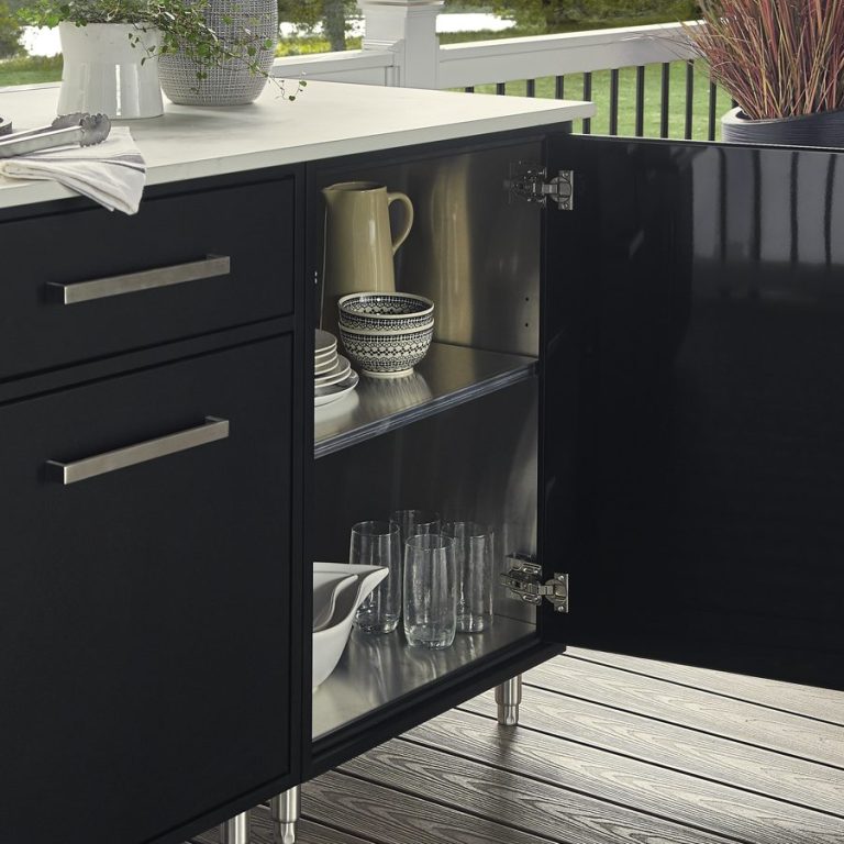 Aluminum Outdoor Cabinetry | Wolf Home Products
