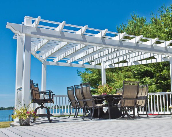 Composite & PVC Railing Systems | Wolf Home Products